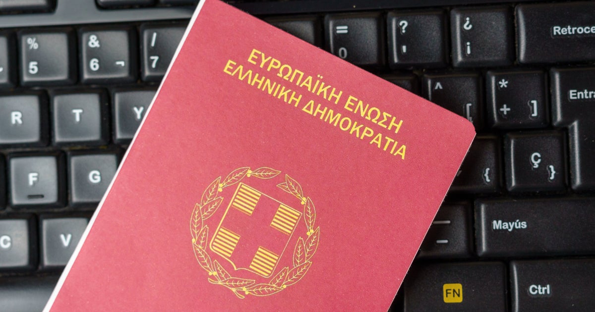 Το ελληνικό διαβατήριο στα πιο ισχυρά του κόσμου και το 2025 | HuffPost ...