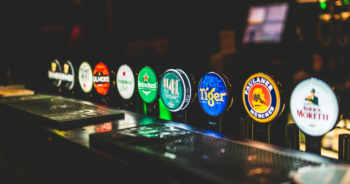11 Signs A Pub Is Terrible, And 4 Signs It's Great | HuffPost UK Life