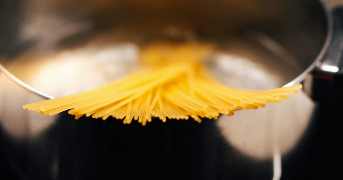 Why Do Salt Rings Form In Your Pot After Cooking Pasta? | HuffPost UK Life