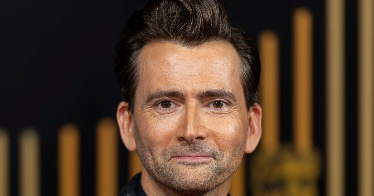 David Tennant Confirms Rumours He Has 6 Toes On His Right Foot ...