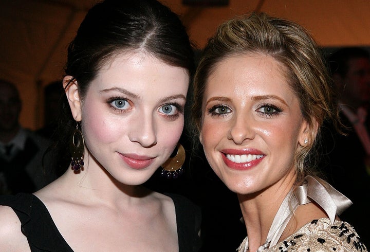 Sarah Michelle Gellar Mourns Buffy Co-Star Michelle Trachtenberg ...