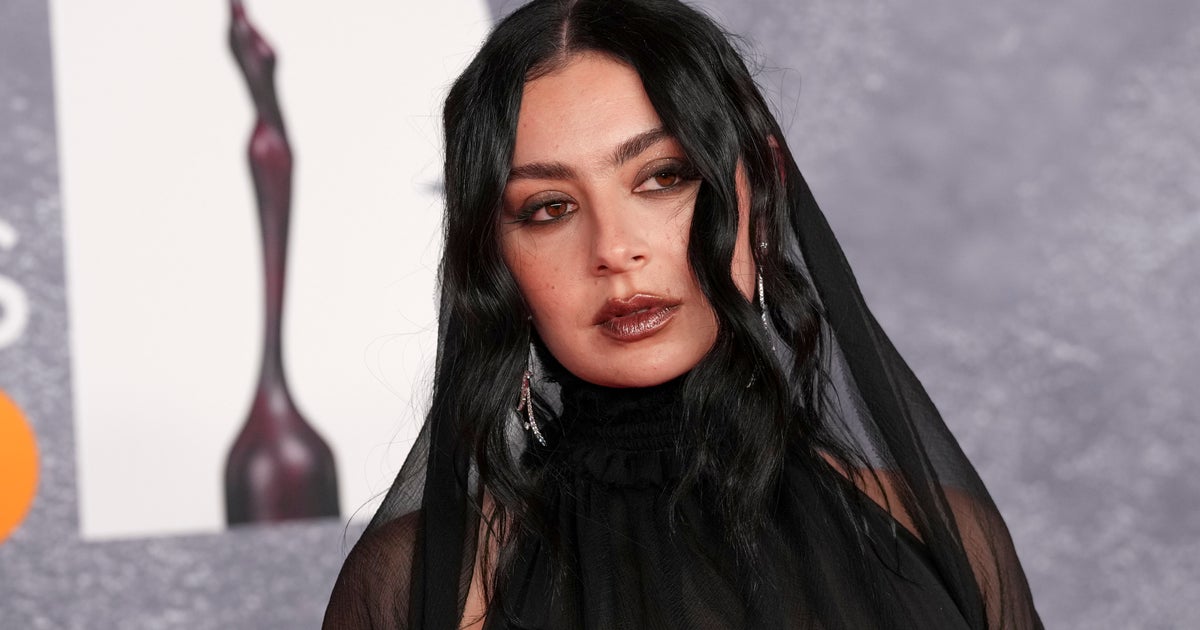 Charli XCX's Brits Award Acceptance Speech | HuffPost UK Entertainment