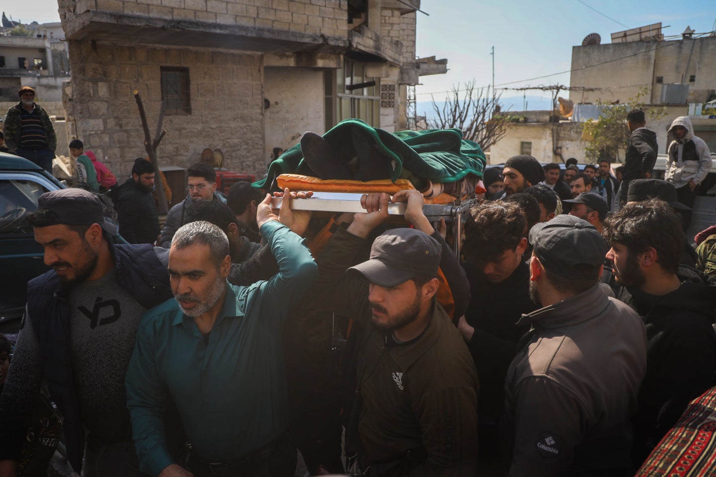 2 Days Of Clashes And Revenge Killings In Syria Leave More Than 1,000 People Dead | HuffPost ...