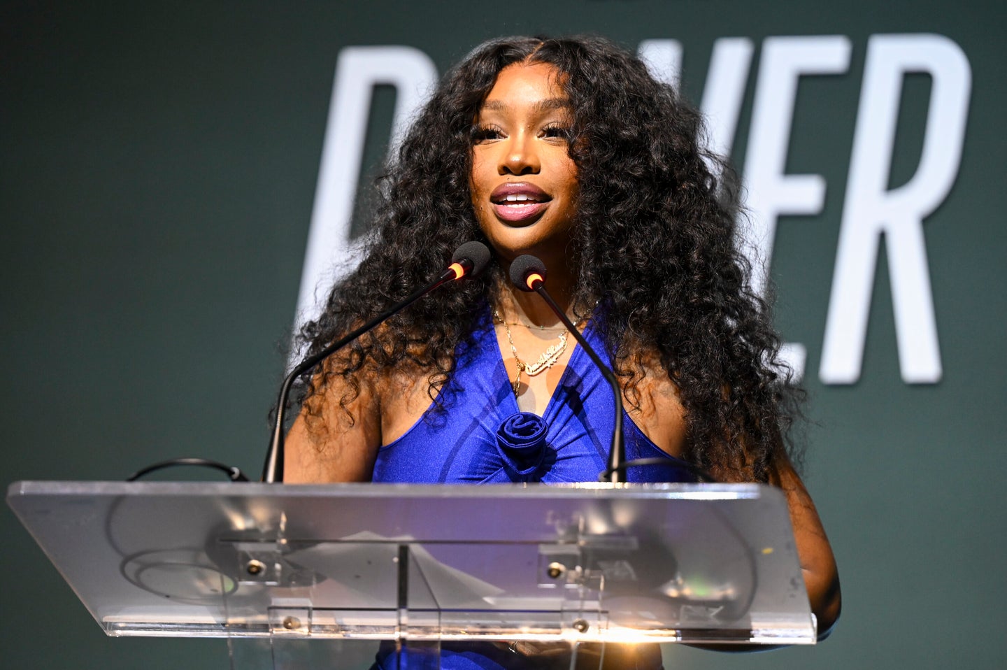 SZA Dreams Of Portraying Marvel's Storm | HuffPost Entertainment