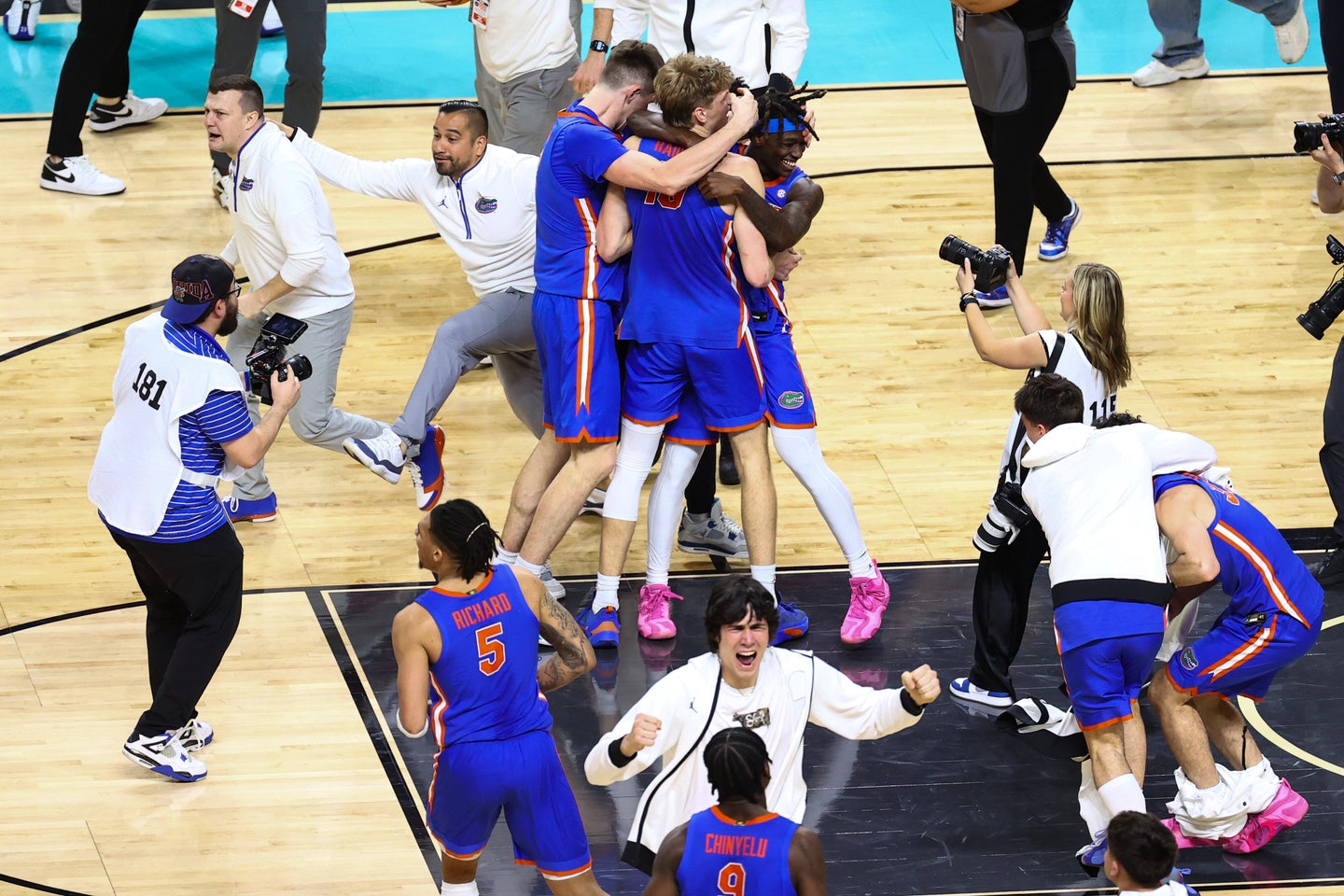 Florida Wins Its Third National Title And Denies Houston Its First ...