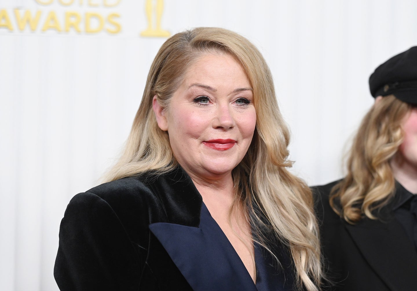 Christina Applegate Discusses Worsening Multiple Sclerosis Symptoms ...