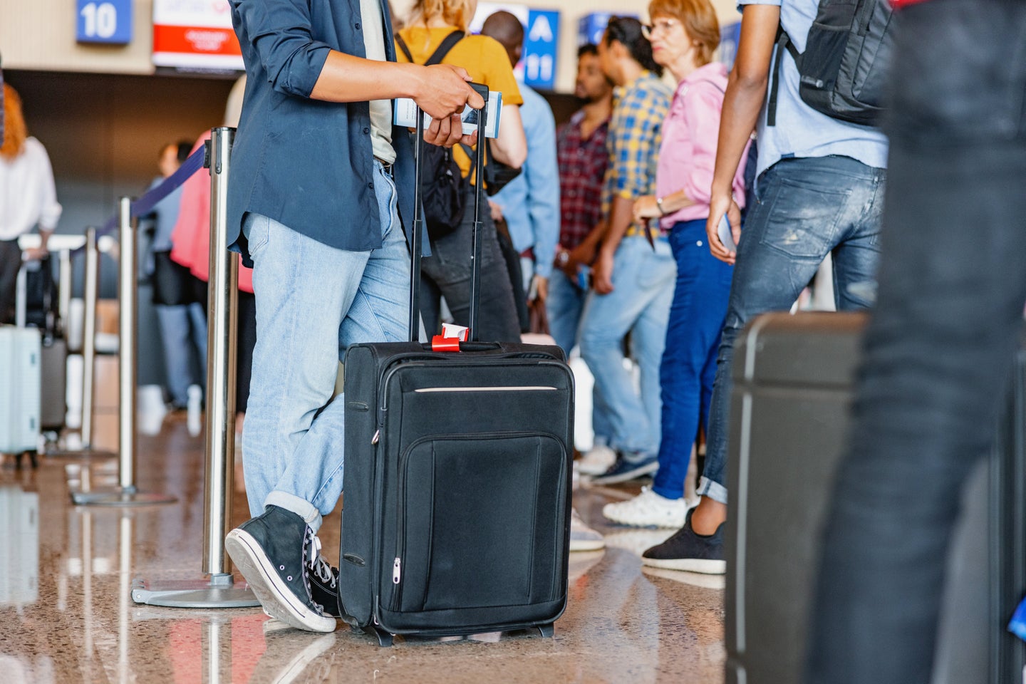 'Gate Lice' Etiquette Explained | HuffPost Life