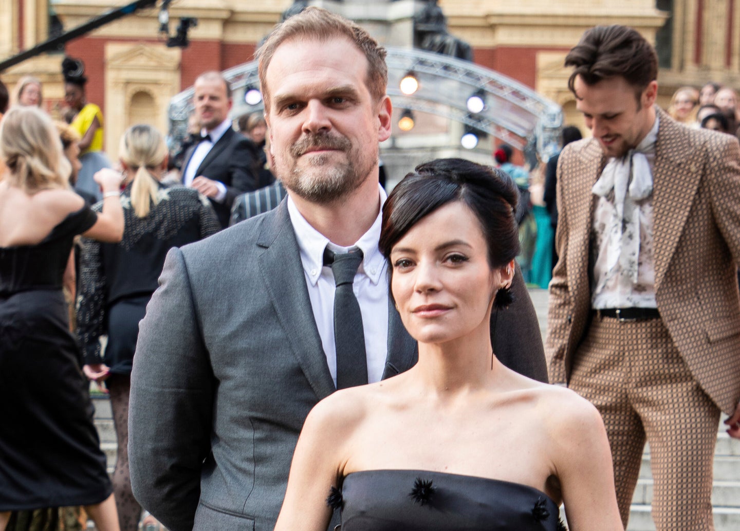 David Harbour Swerves Questions About Lily Allen Marriage Split ...