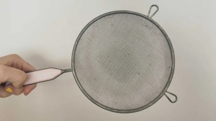 The Best Way To Clean A Sieve Involves A Spoon | HuffPost UK Life