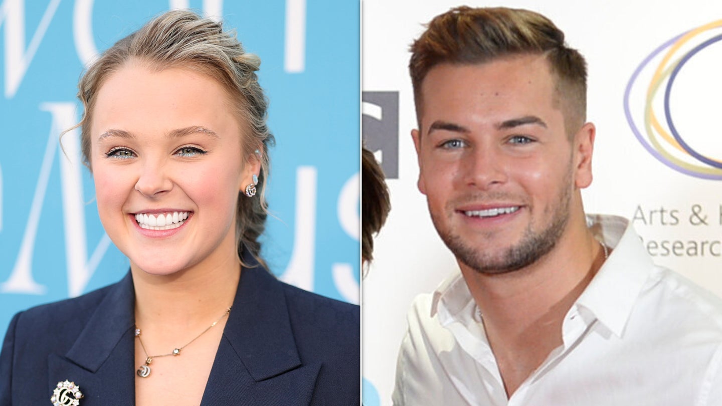 Jo Jo Siwa Shares Cozy Photos With Chris Hughes | HuffPost Entertainment