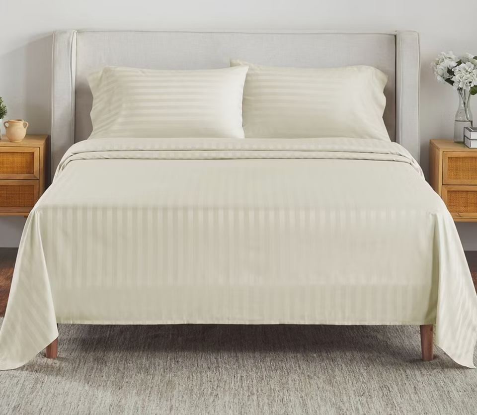 Reviewers Love This Summer Bedding From Target | HuffPost Life