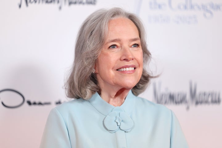 Kathy Bates Says Garry Marshall Didn’t See Her As Romantic Lead ...