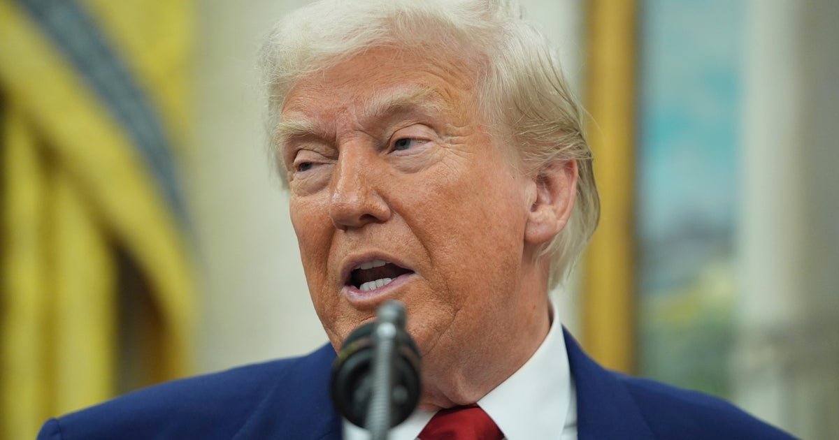 Trump Gives Putin 2 Weeks To Act On Ukraine War | HuffPost UK Politics