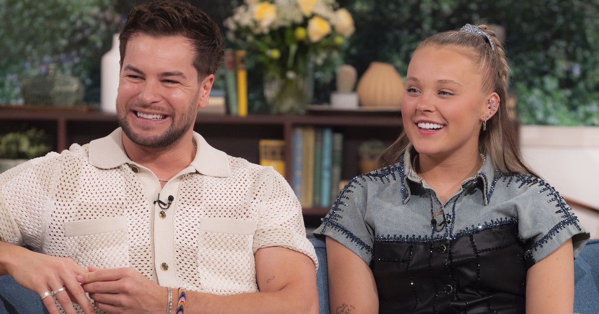 Jojo Siwa Addresses Chris Hughes Romantic Relationship | HuffPost UK ...