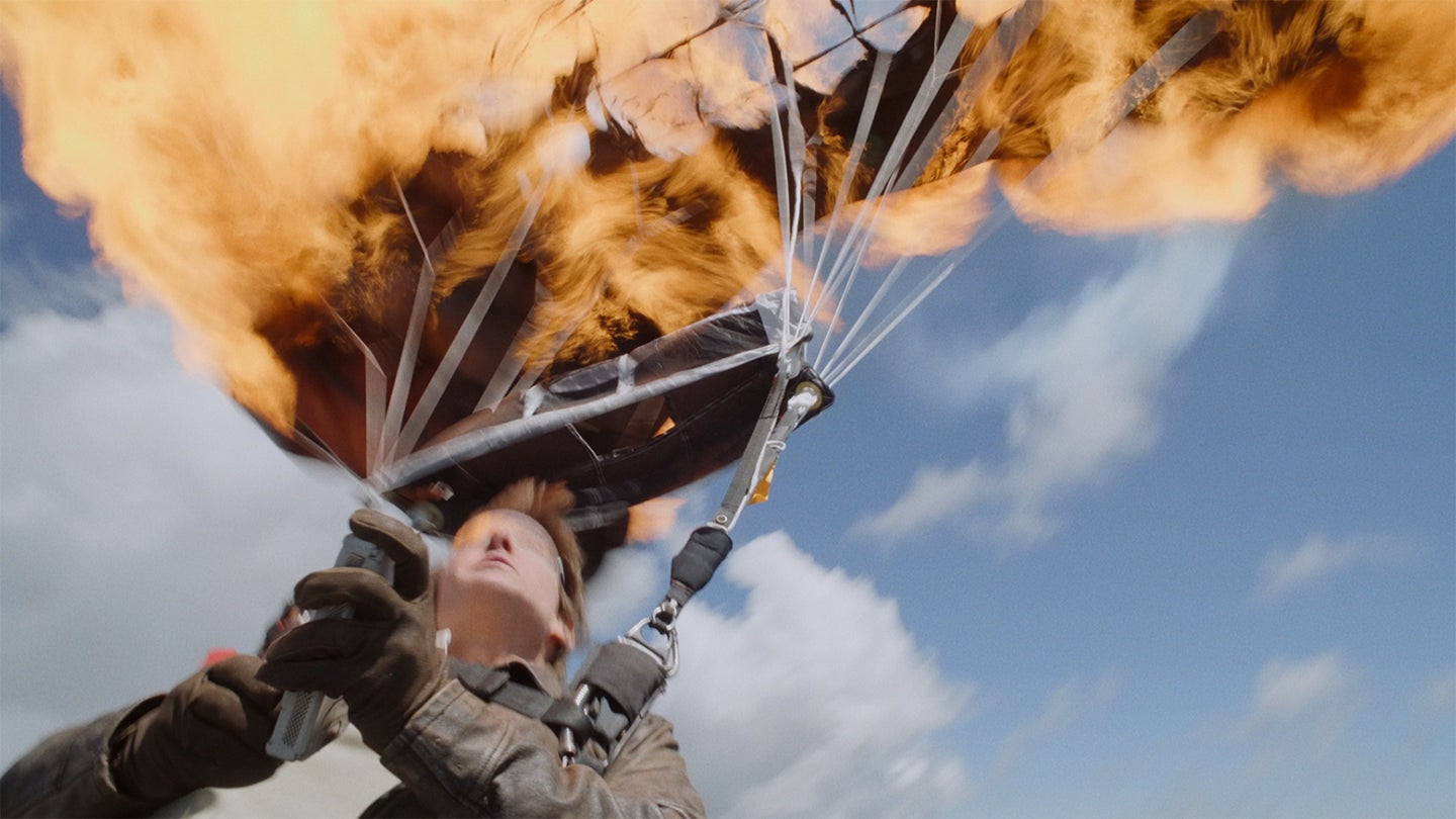 Tom Cruise Sets Guinness World Record For Death-Defying 'Mission ...