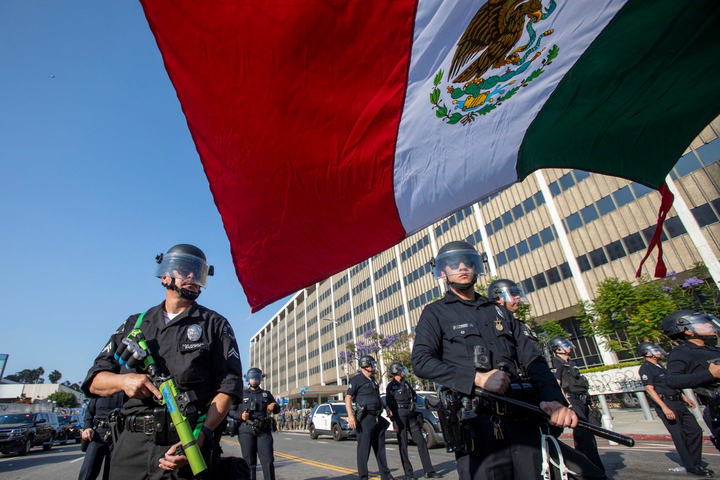 There’s Growing Anger Over Mexican Flags Flown At LA Protests ...