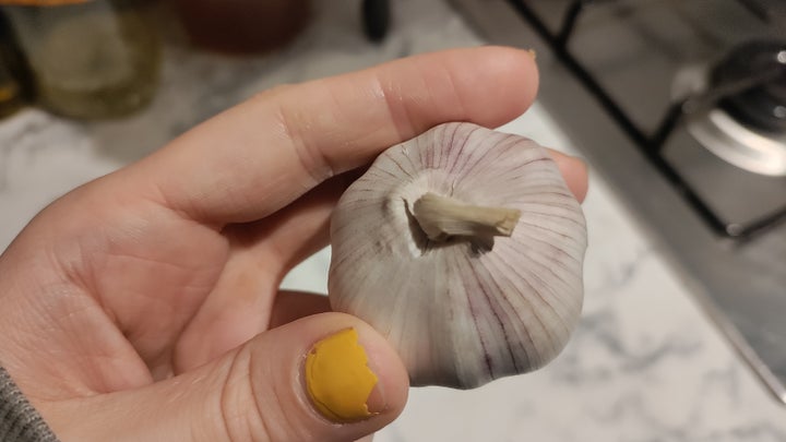 Here's What Purple Garlic Really Means | HuffPost UK Life