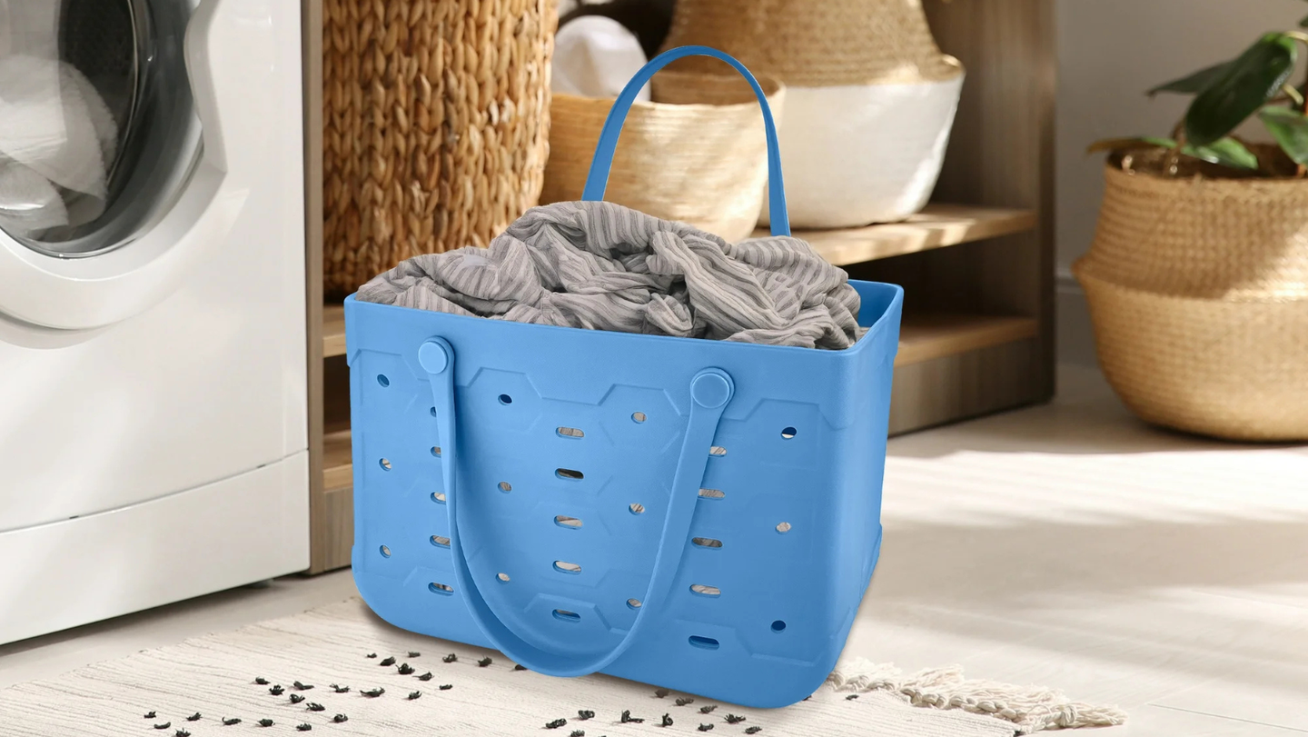 An Honest Review Of Walmart's Attempted Bogg Bag | HuffPost Life