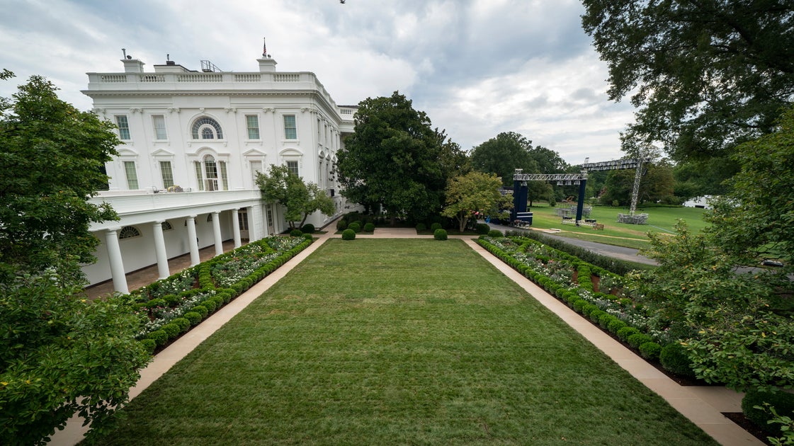 New Photos Show White House Rose Garden Paved Over | HuffPost Latest News