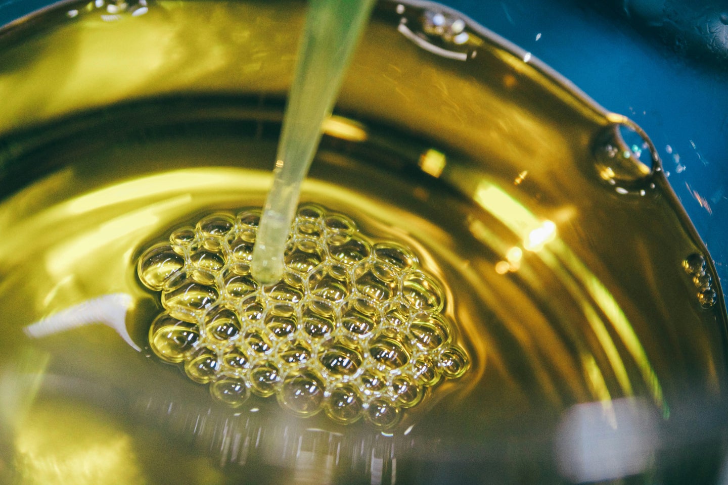 Dietitian Shares The 1 Cooking Oil Rule They Follow For A Healthy Heart ...
