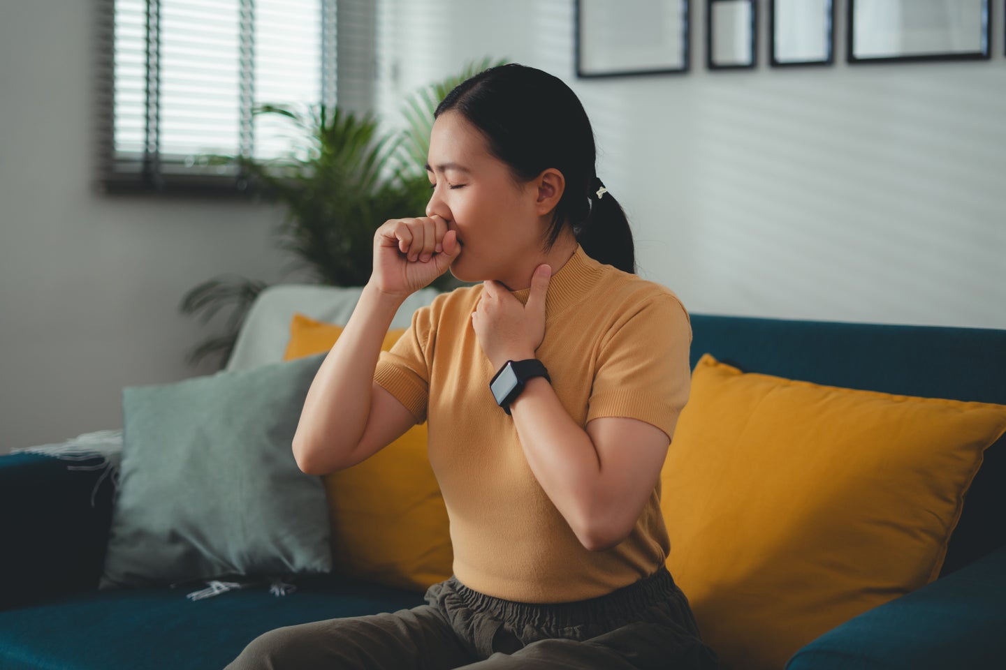 Spit Or Swallow: Best Way To Manage Mucus When Sick | HuffPost UK Life