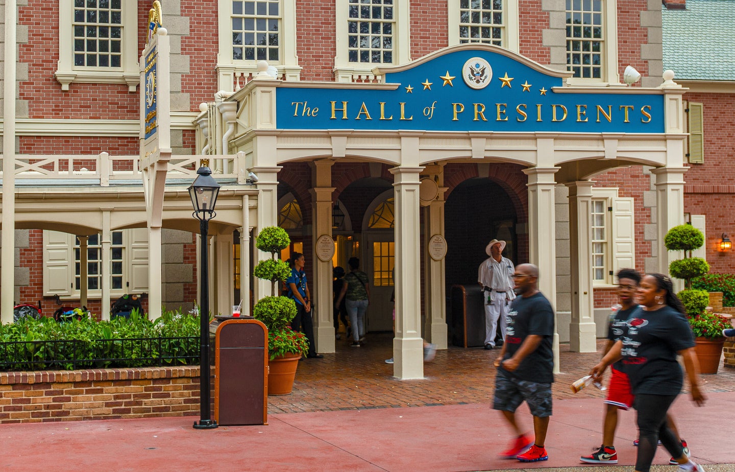 Trump Animatronic Returns To Disney's Hall Of Presidents | HuffPost ...