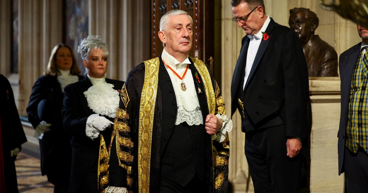 Rachel Reeves Emotional At PMQs After Hoyle Confrontation | HuffPost UK ...