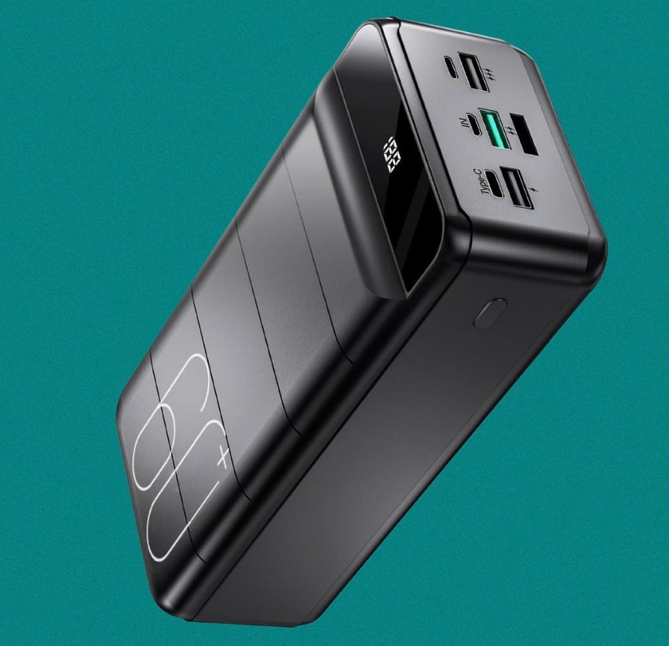 The Highest-Rated Portable Phone Chargers On Amazon | HuffPost Life