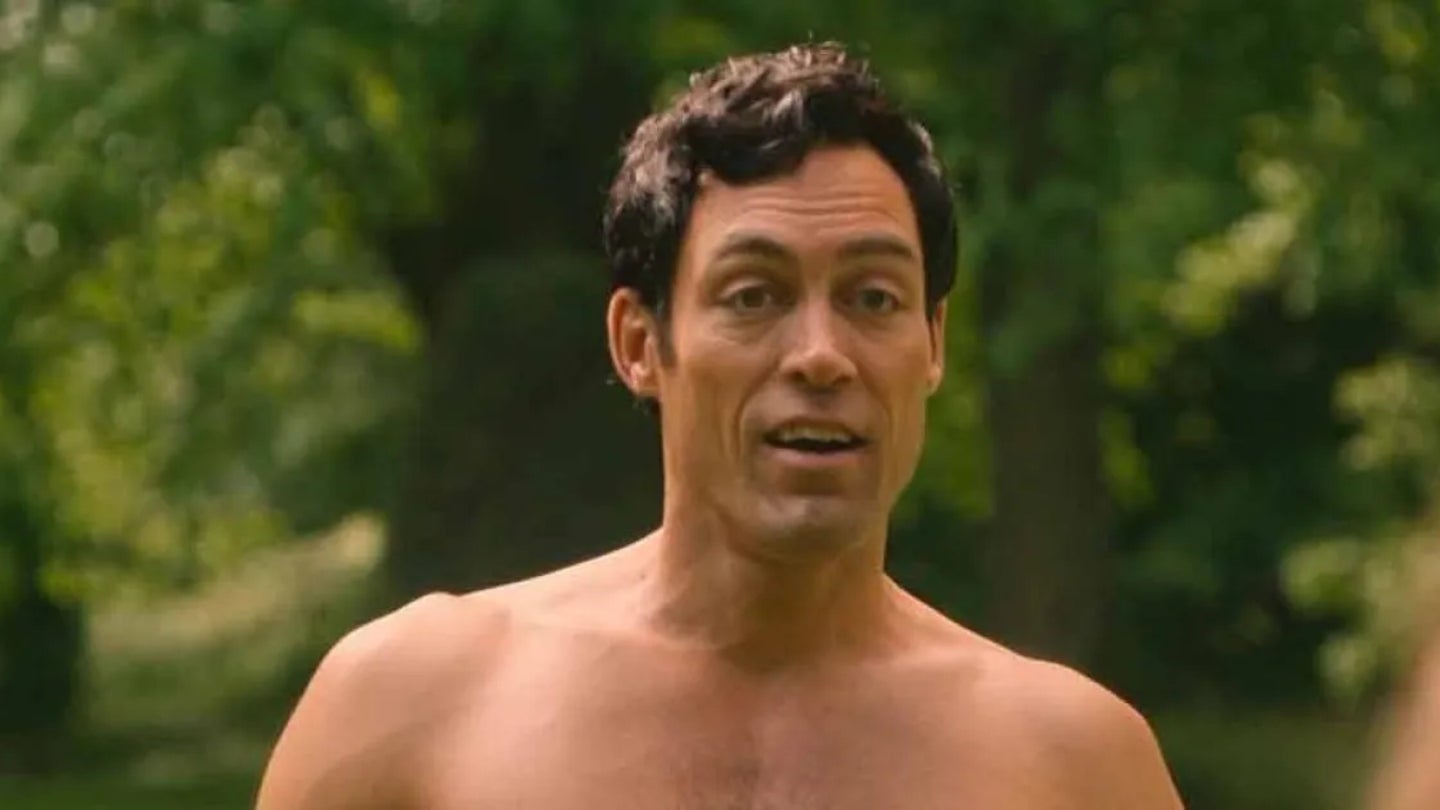 Rivals Star Alex Hassell Shared Ice-Breaker For Nude Scene | HuffPost ...