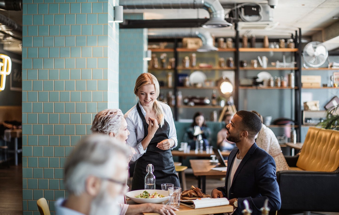 Win Over Restaurant Staff: Tips To Become A Regular | HuffPost Life