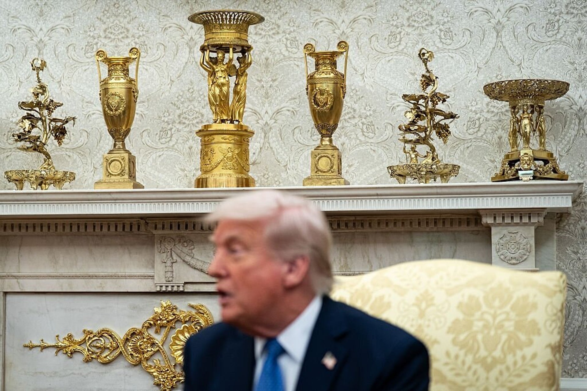 This 'Then And Now' Picture Of The Oval Office Is Going Viral And Says ...