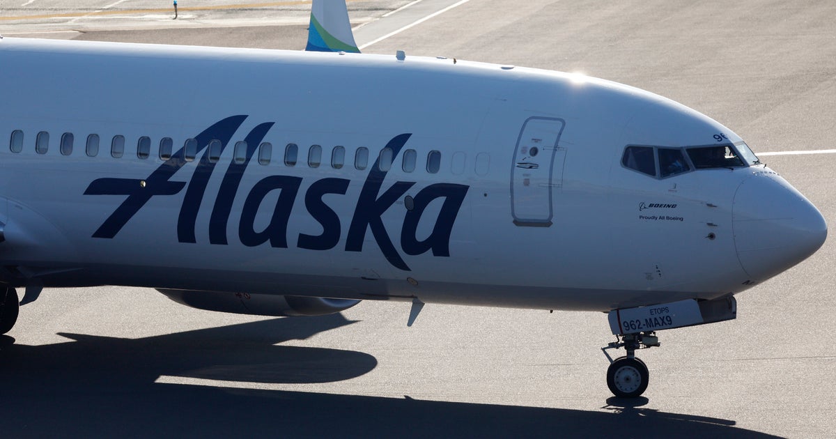 Alaska Airlines Resumes Operations After Tech Outage Grounds All ...