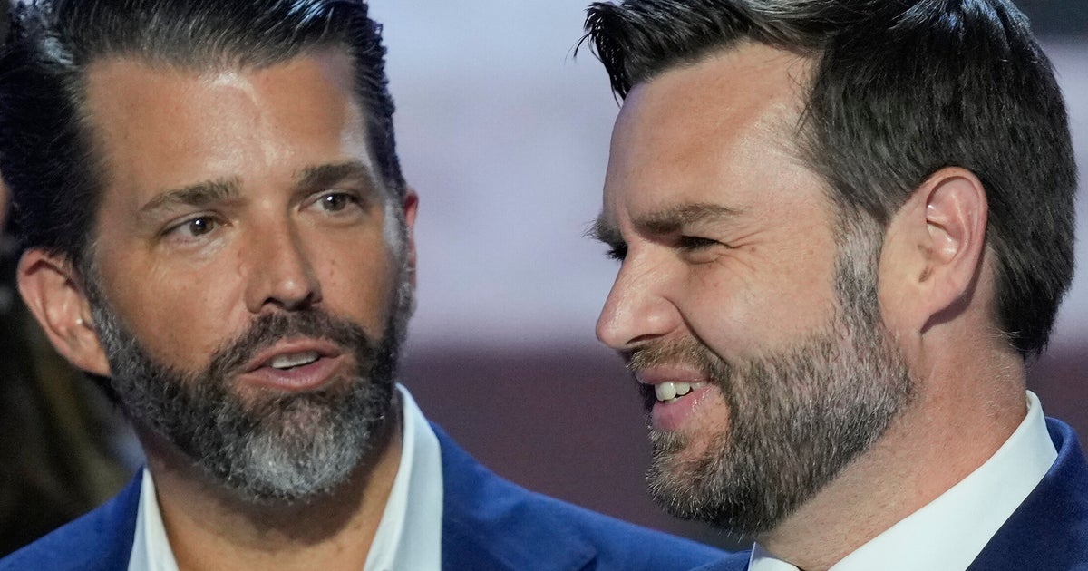 Donald Trump Jr. Shares Anti-Obama Meme That May Have Just Clowned JD ...