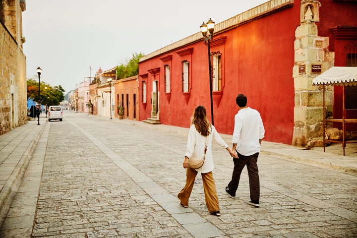 Why We Ignore Relationship Red Flags Even When We Know Better ...