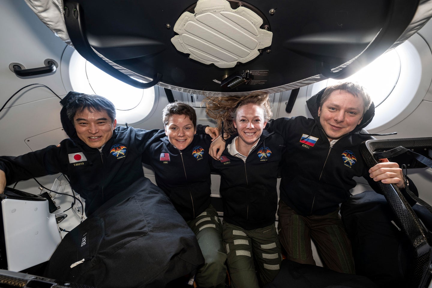 Astronauts Return To Earth After 5 Months At The International Space ...