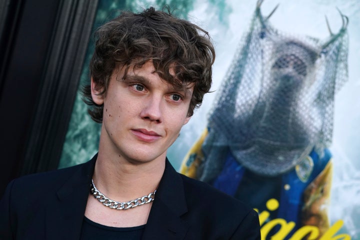 Wednesday Star Hunter Doohan Reacts To His Viral Shirtless Scene ...