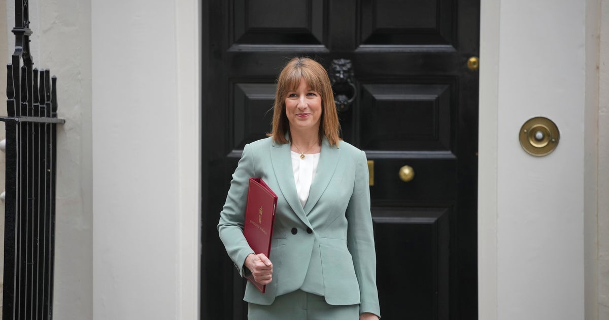 Rachel Reeves Receives Surprising Political Boost | HuffPost UK Politics