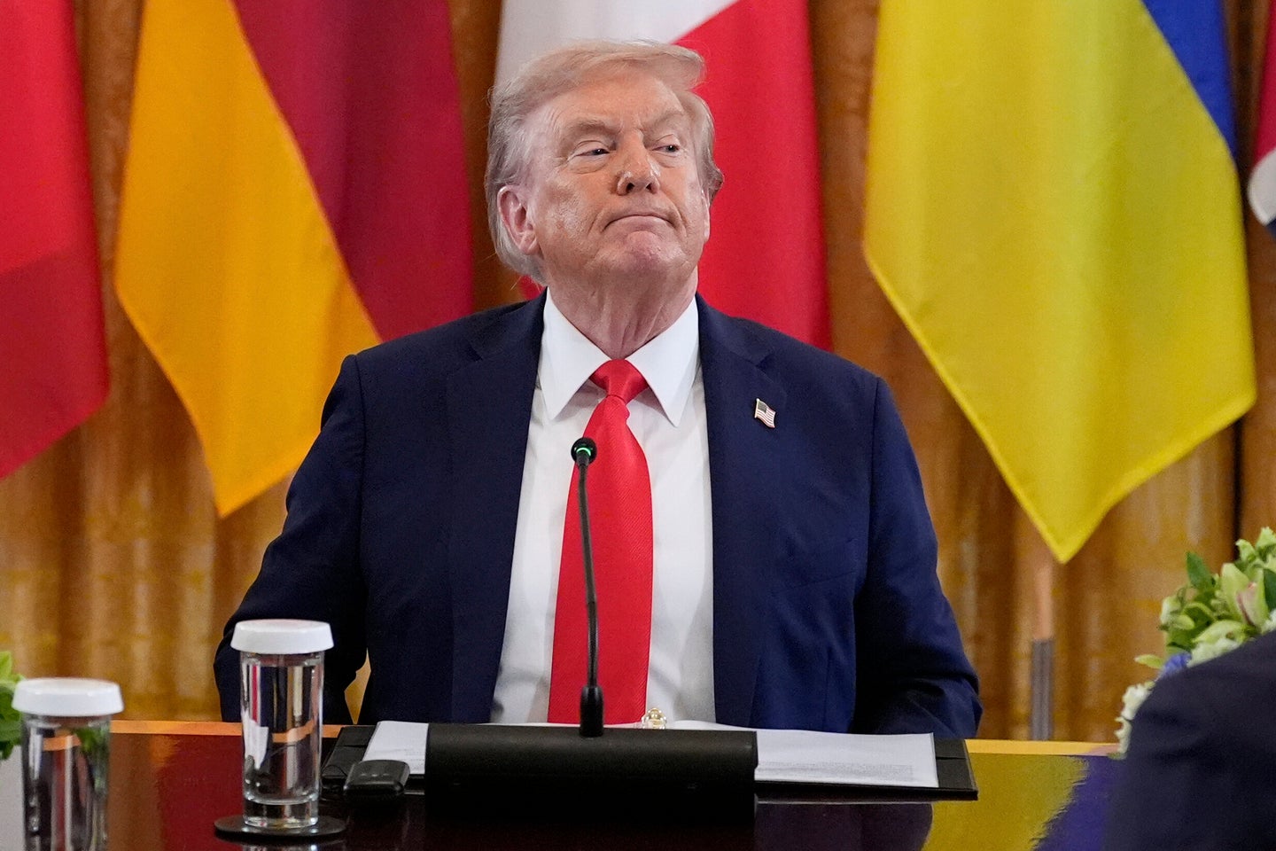 Trump's Hot Mic Reveals Not So Humble US President Moment | HuffPost UK ...