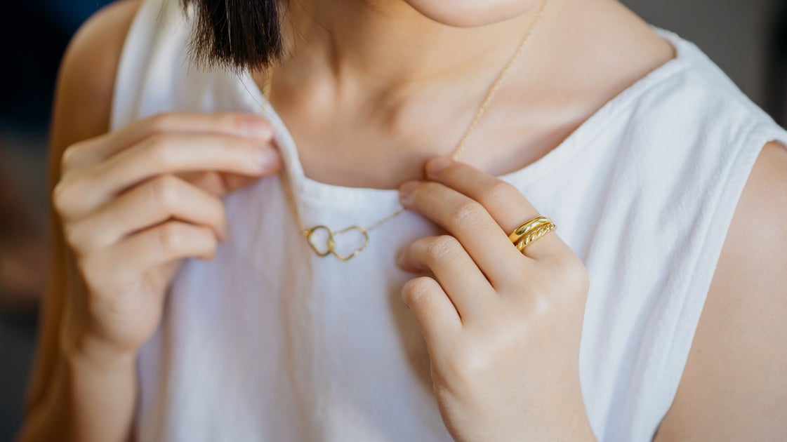 The Best Places To Buy Affordable Gold Jewelry | HuffPost Life
