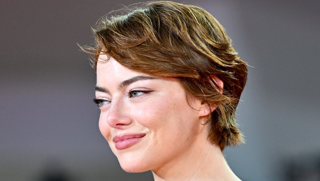 Emma Stone Reveals She Believes In Aliens | HuffPost Entertainment