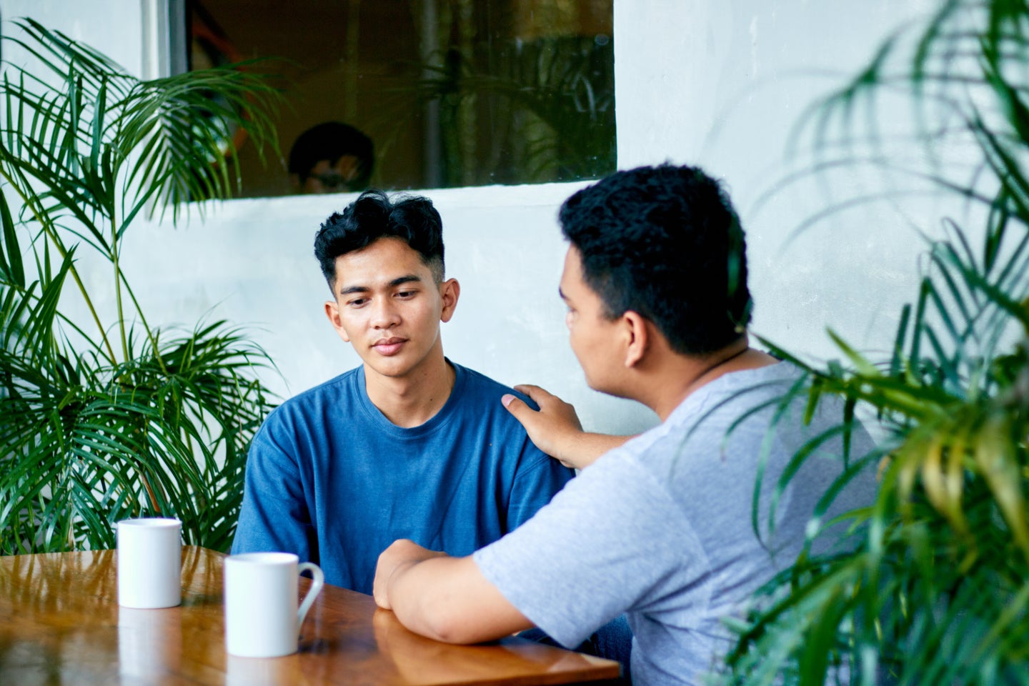 How To Tell If Someone Is Your Frenemy vs. Your Friend | HuffPost Life