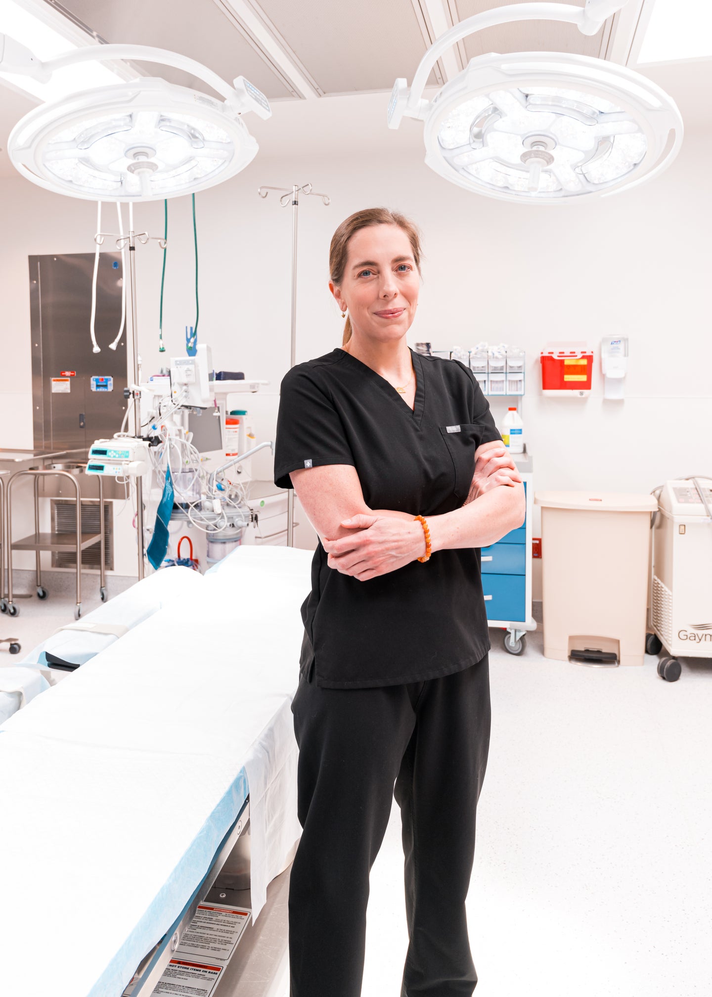 Plastic Surgeon Goes Viral For Taking On Insurance Company Mid-Surgery ...