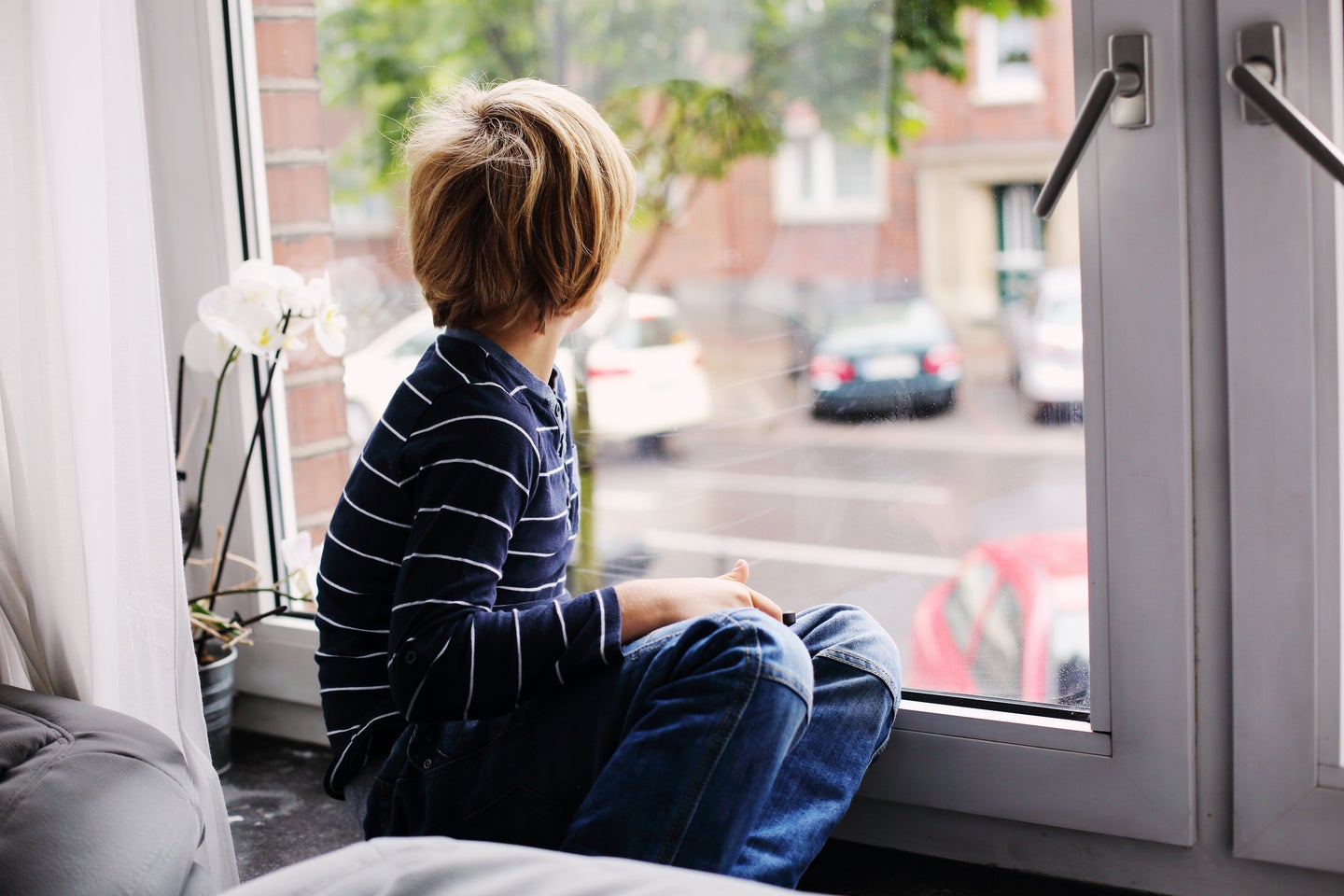 7 Early Signs Of Autism In Children | HuffPost UK Parents
