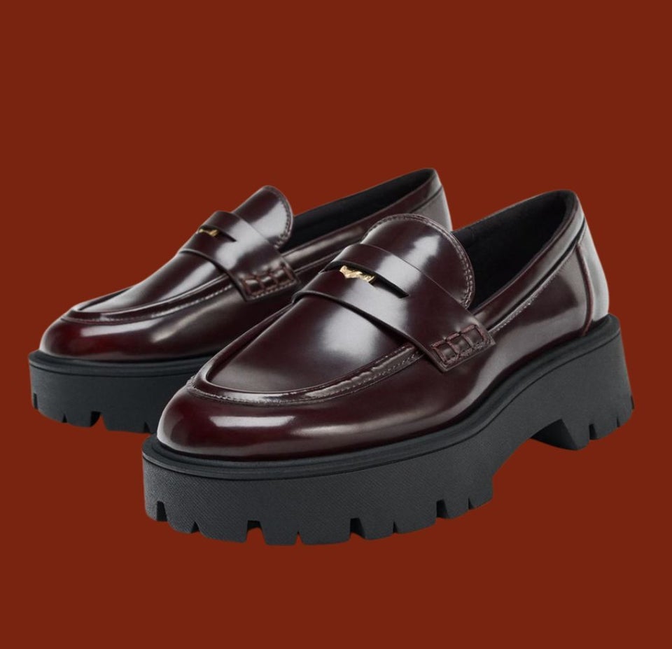 12 Loafers Stylish People Are Wearing This Fall | HuffPost Life