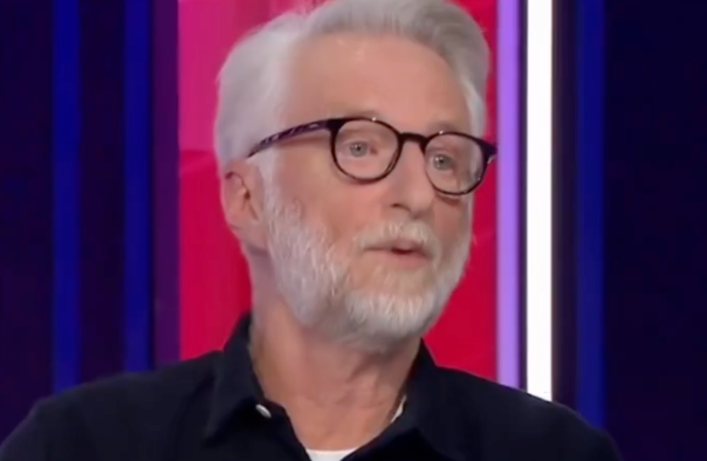 Billy Bragg Mocks Nigel Farages PM Ambitions On Question Time ...