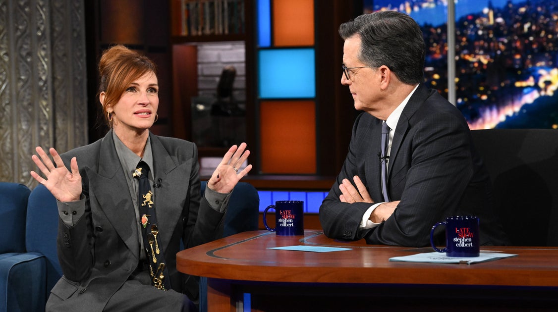 Julia Roberts Reveals Which Co-Star Gave Her Chills | HuffPost Entertainment