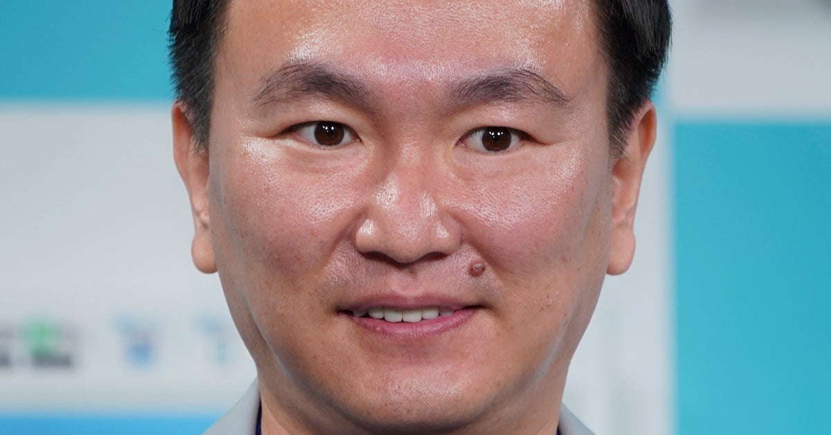 かまいたち山内、浜崎あゆみの誕生日会に出席「凄いパーティ」「東京芸能界ど真ん中でした」 | ハフポスト アートとカルチャー