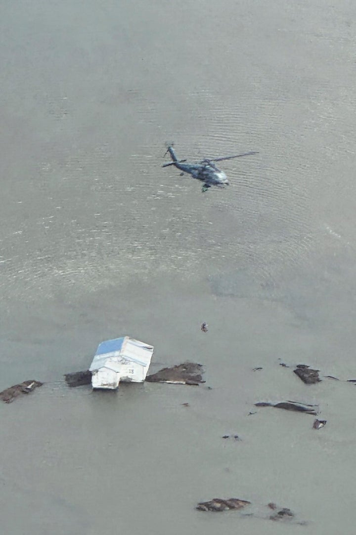 Alaska Airlifting Hundreds From Storm-Devastated Coastal Villages ...