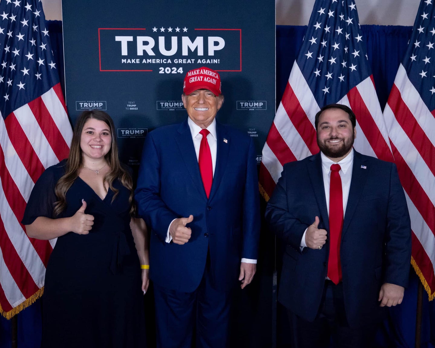 Photo Shows Trump Backstage At Rally With Republicans In Racist Texts ...