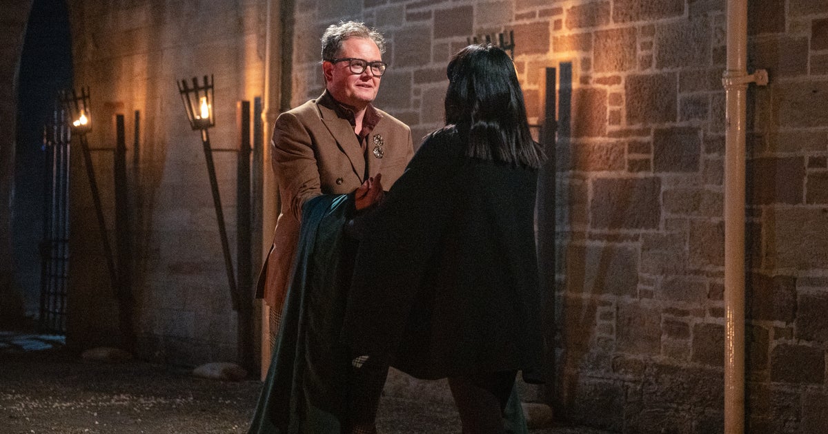 Alan Carr Addresses Celebrity Traitors Final Twists | HuffPost UK ...